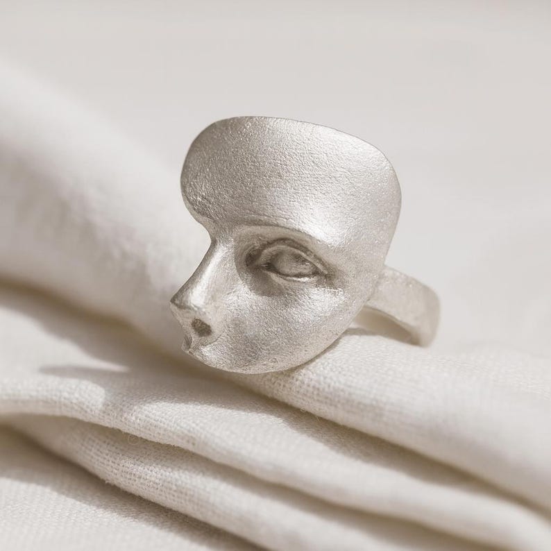 Women Mystical Mask Face Ring | Goth Style Adjustable Open Finger ...