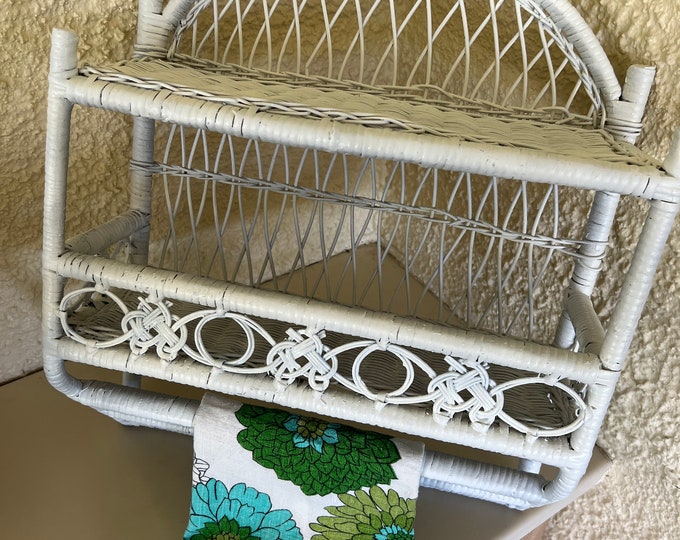Vintage Wicker Rattan Wall Shelf With Towel Rack - Etsy
