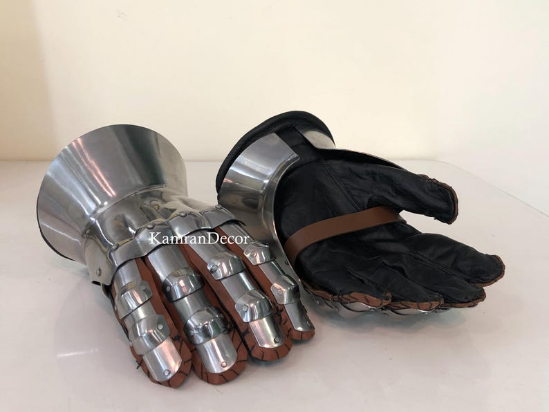 14th Century Steel Gauntlets: Crusader-style Combat Armor - Etsy