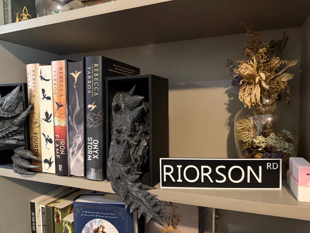 Bookish Street Sign | Fourth Wing - Etsy