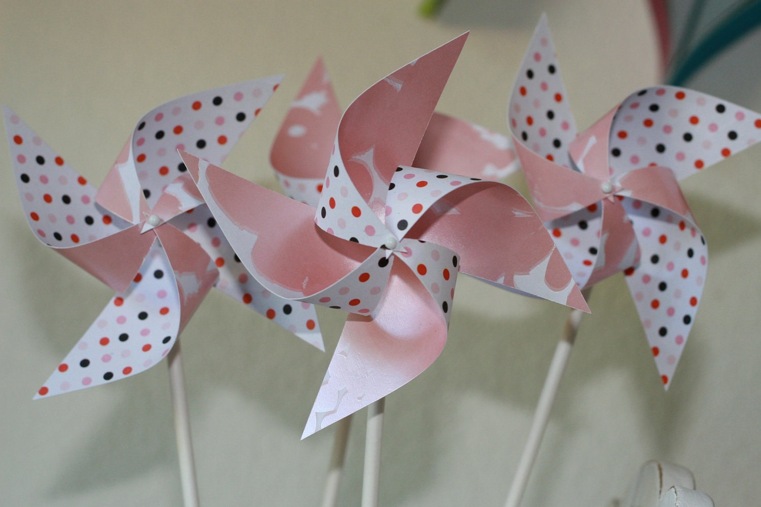 Wedding favor Pinwheels PInk Polka Dots 12 Mini Pinwheels | Etsy