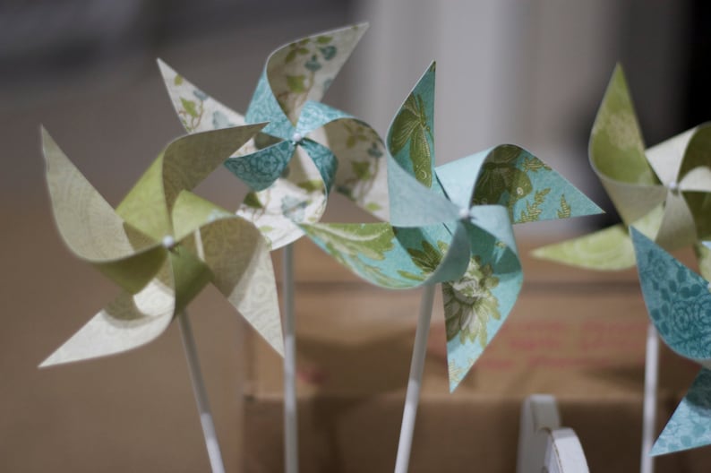 Shabby Chic Favor Pinwheels 12 Mini Spinnable Pinwheels - Etsy
