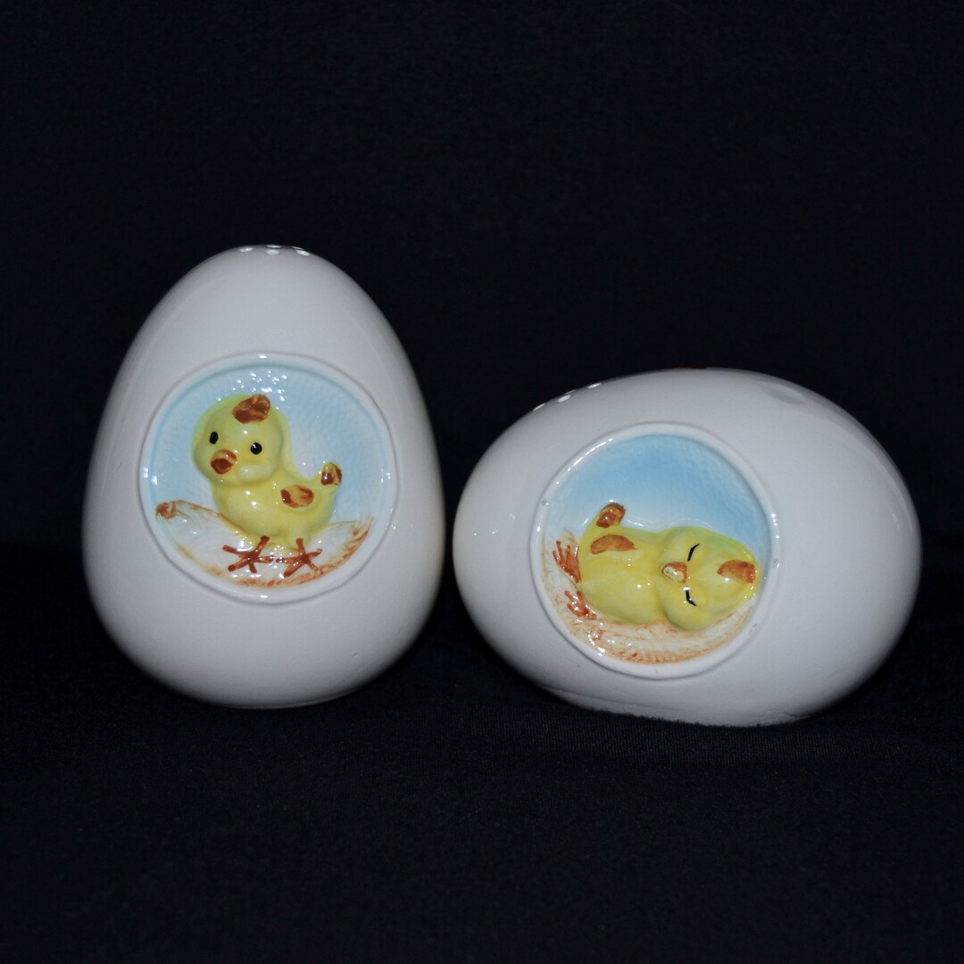 Vintage Large Egg Salt and Pepper Shakers With Yellow Chicks by Our Own ...