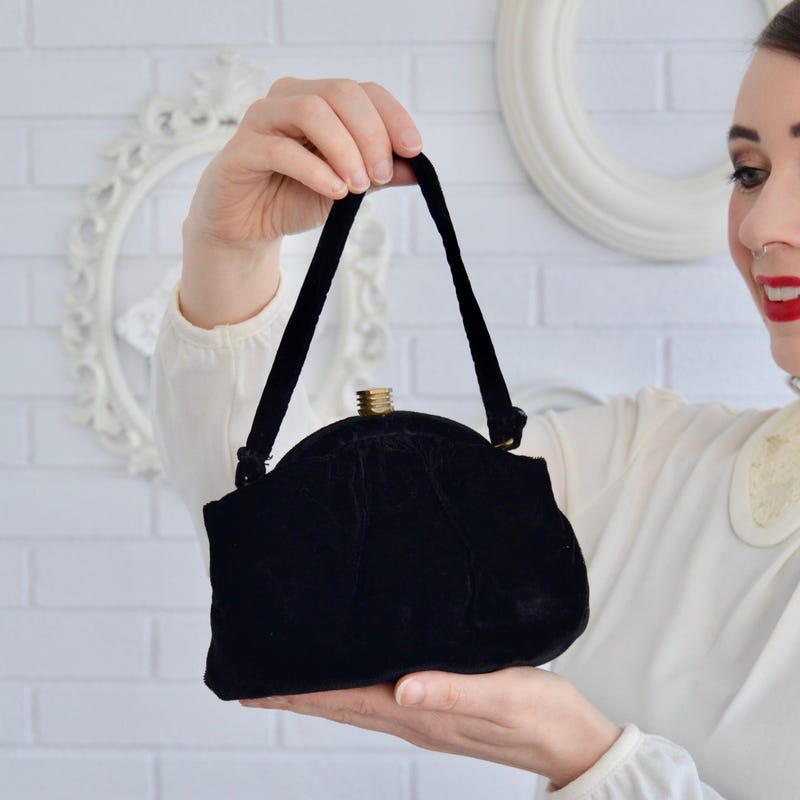 Vintage Wrist Mini Purses - Etsy Canada