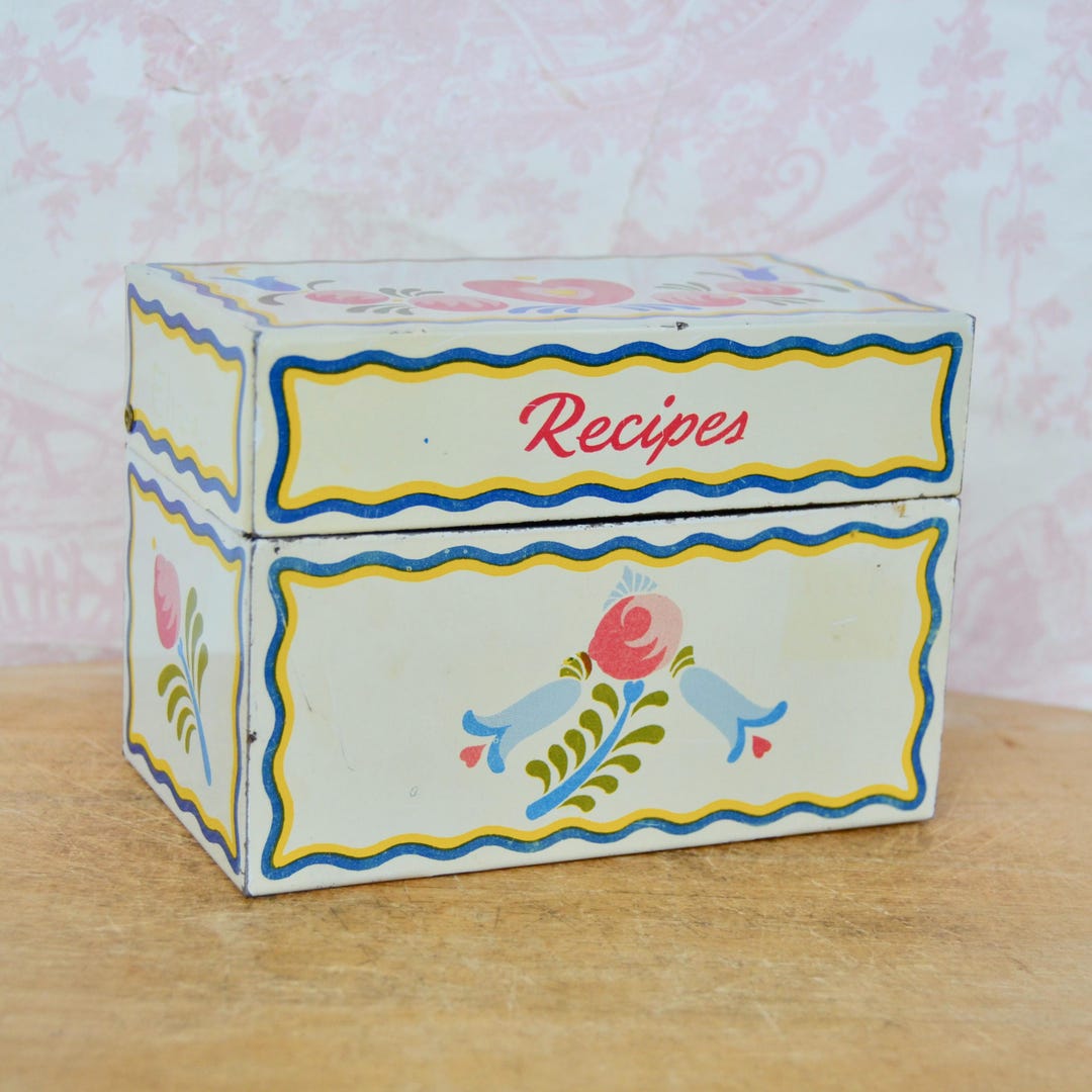 Vintage Tin Recipe Box With a Floral Design and Hearts by Ohio Art - Etsy