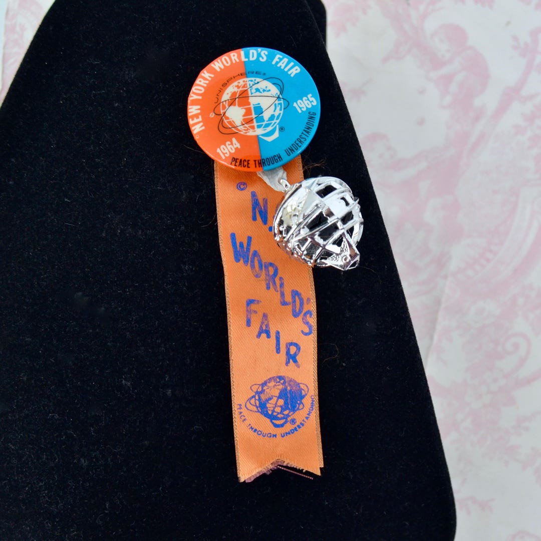 Vintage 1964 1965 New York World's Fair Button Pin and Ribbon With ...