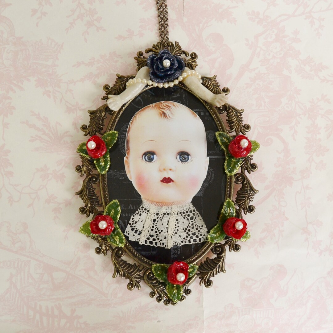 Hello Dolly Wall Hanging, Vintage and Upcycled - Etsy