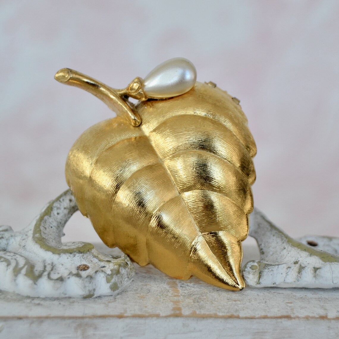 Vintage Perfume Brooch Golden Leaf Pin Made of Gold Tone Metal | Etsy