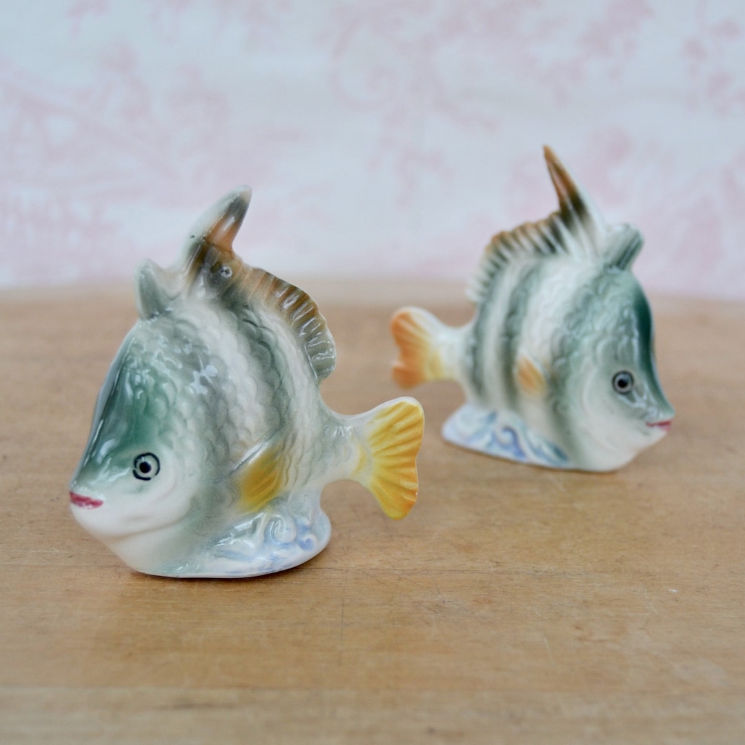 Vintage Ceramic Striped Fish Salt and Pepper Shakers Made in Japan - Etsy