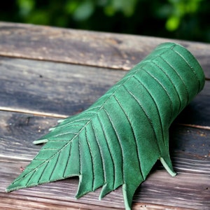 Leather Bracelet Leaf , One Elf Bracer - Etsy
