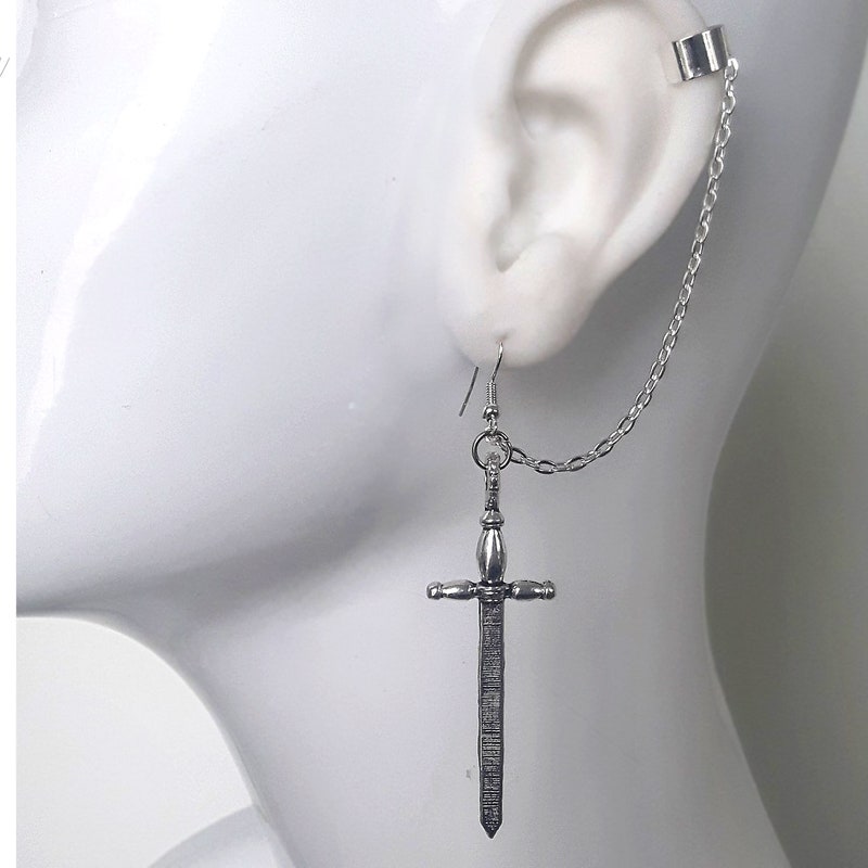 Gothic Ear Cuff - Etsy
