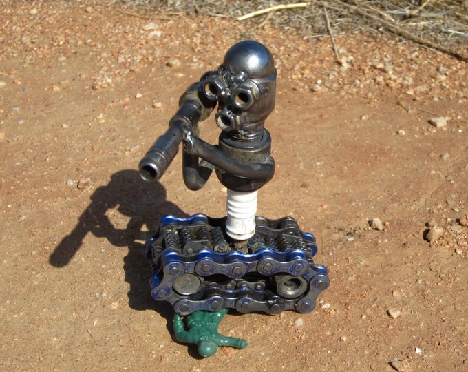 Robot Spark Plug Metal Sculpture Re Purposed Tank Robot - Etsy