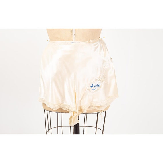 1940s tap pants / Vintage satin high waist panties / … - Gem