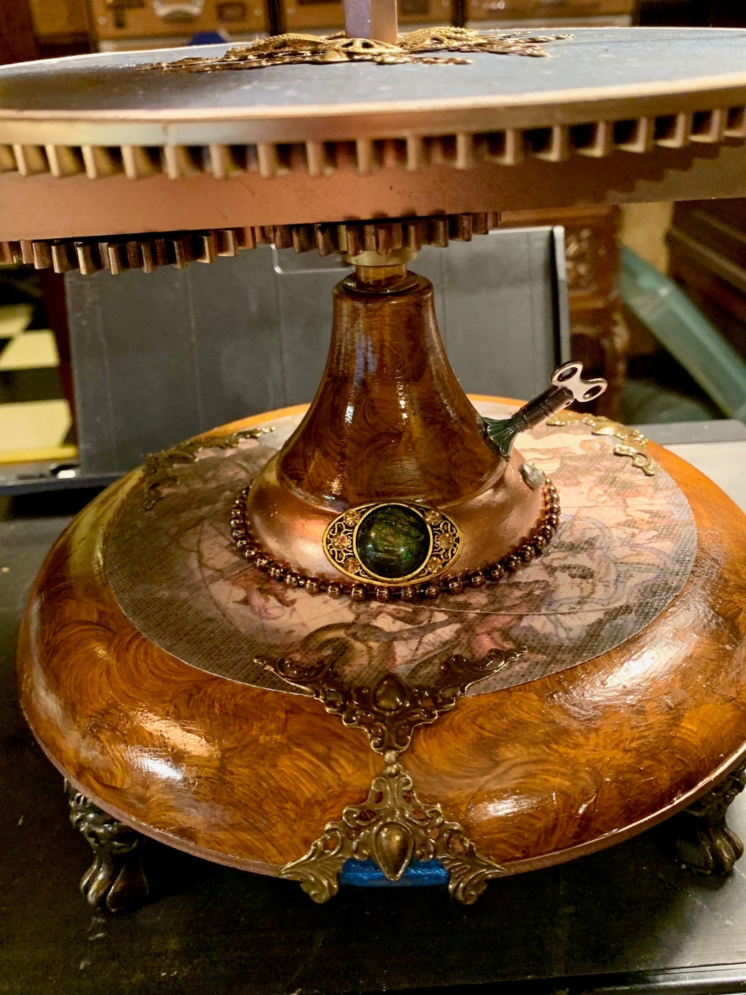 Ornate Solar System Tellurian Orrery - Earth, Moon Sun Orbiter Gear ...