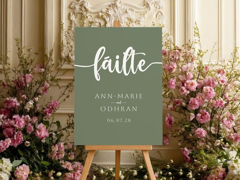 Fáilte Irish Language Wedding Welcome Sign: Custom Names & Date ...