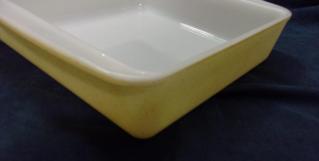 Pyrex 8 Inch Square Yellow With Brown Speckles Known as Desert Dawn ...
