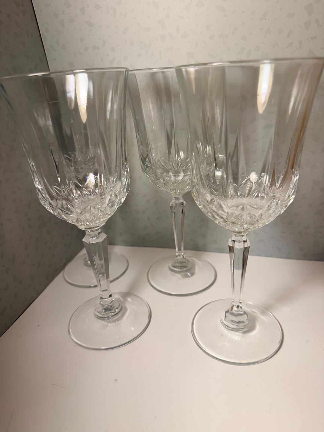Vintage Crystal Wine Goblets – Faceted Stem, Diamond Cut Base, Set of 4 ...