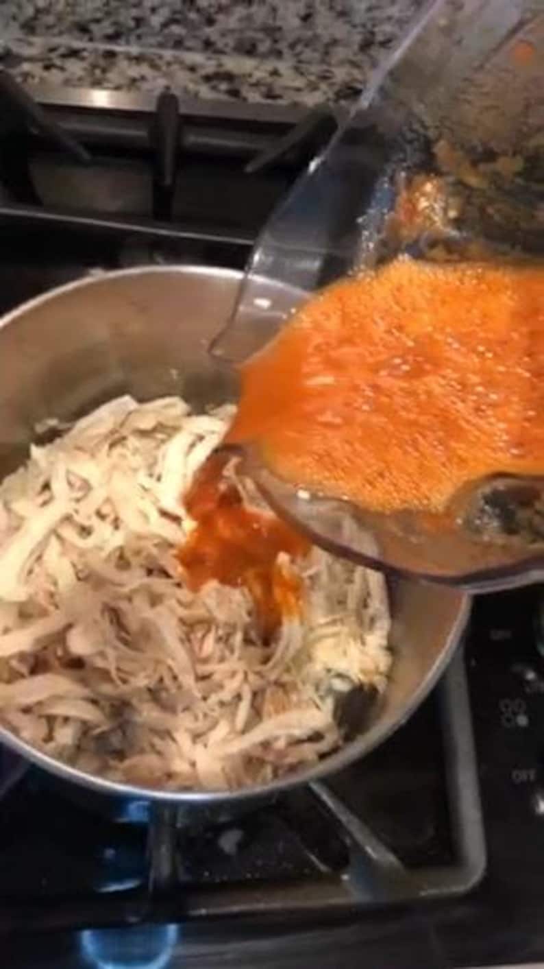 Tinga De Pollo En Tostadas – Traditional Mexican Chicken Tinga ...