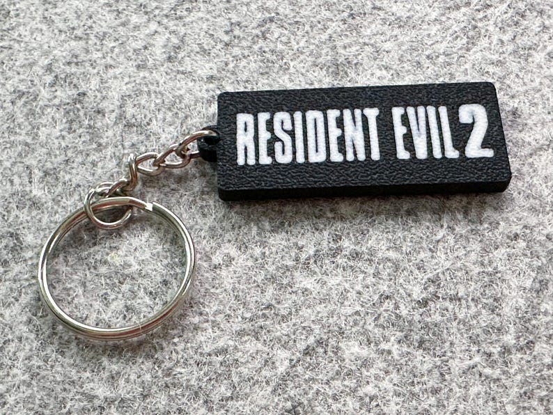Resident Evil 2 Keychain: PS1 Game, Customizable Color - Etsy