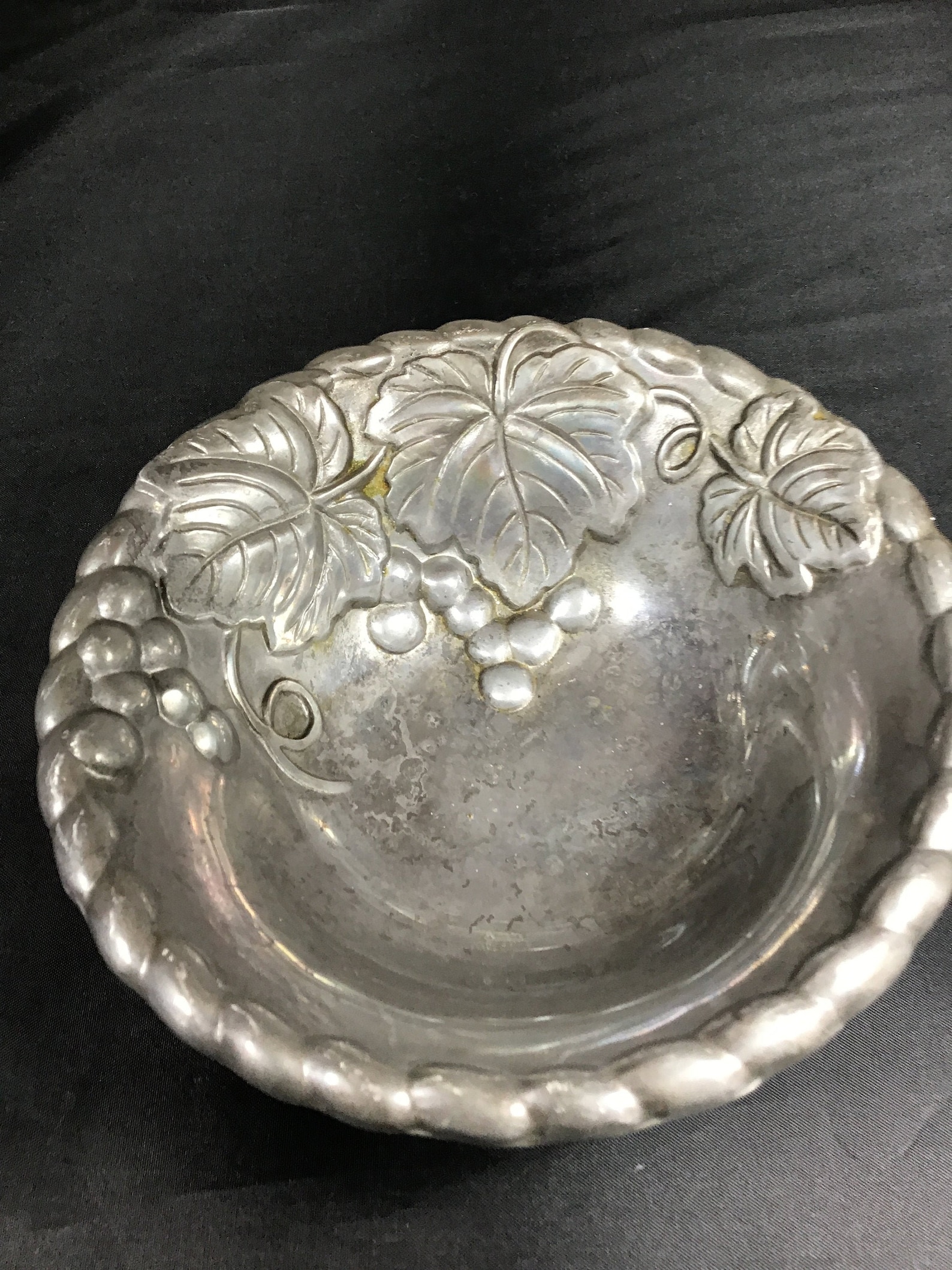 Pewter Bowl With Grapes and Leaves Repousse - Etsy
