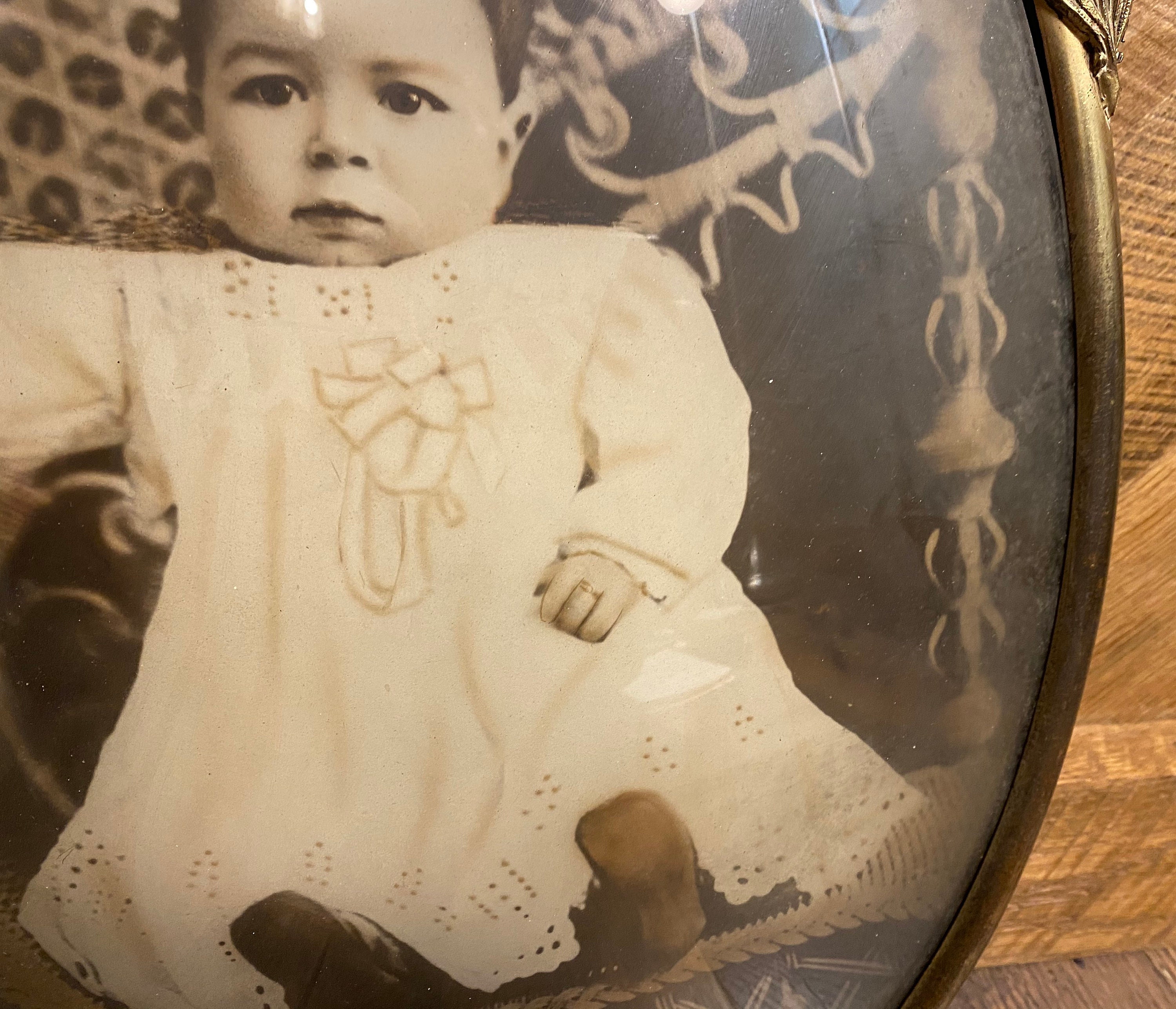 Antique Vintage Victorian Metal Oval Ornate Baby Convex Bubble Glass ...