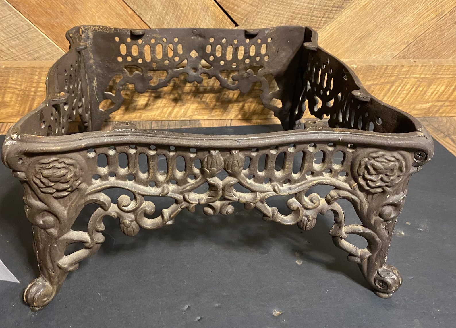 Antique Vintage Victorian Style Ornate Flower Pattern Cast Iron Foot ...