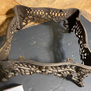 Antique Vintage Victorian Style Ornate Flower Pattern Cast Iron Foot ...