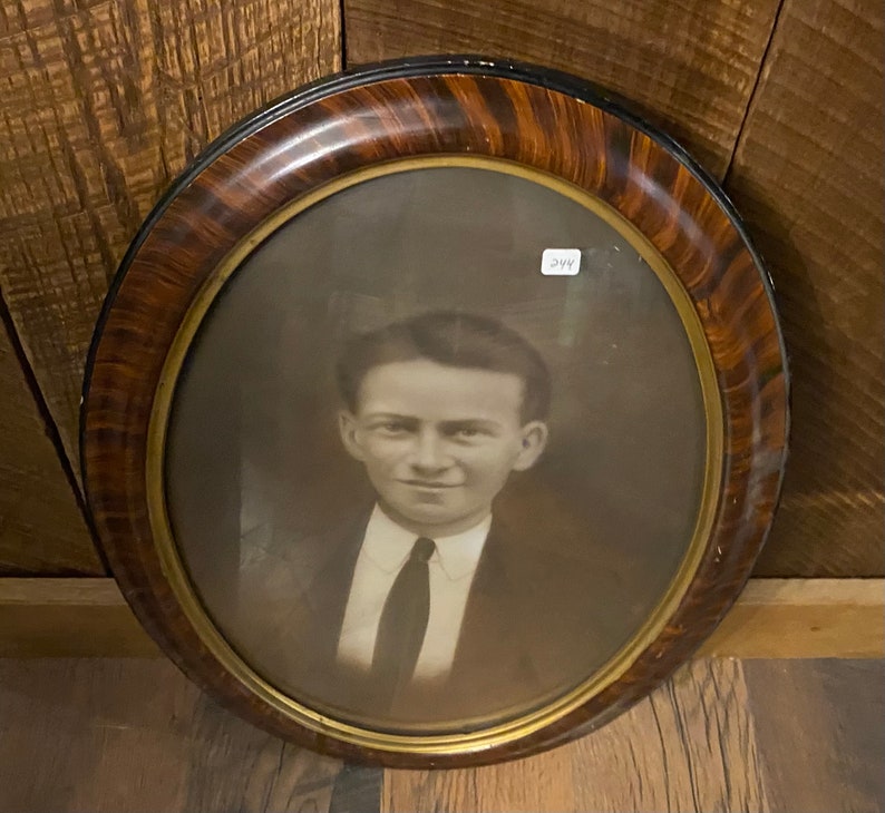Antique Vintage Oval Wood Old Convex Bubble Glass Man Picture Frame ...