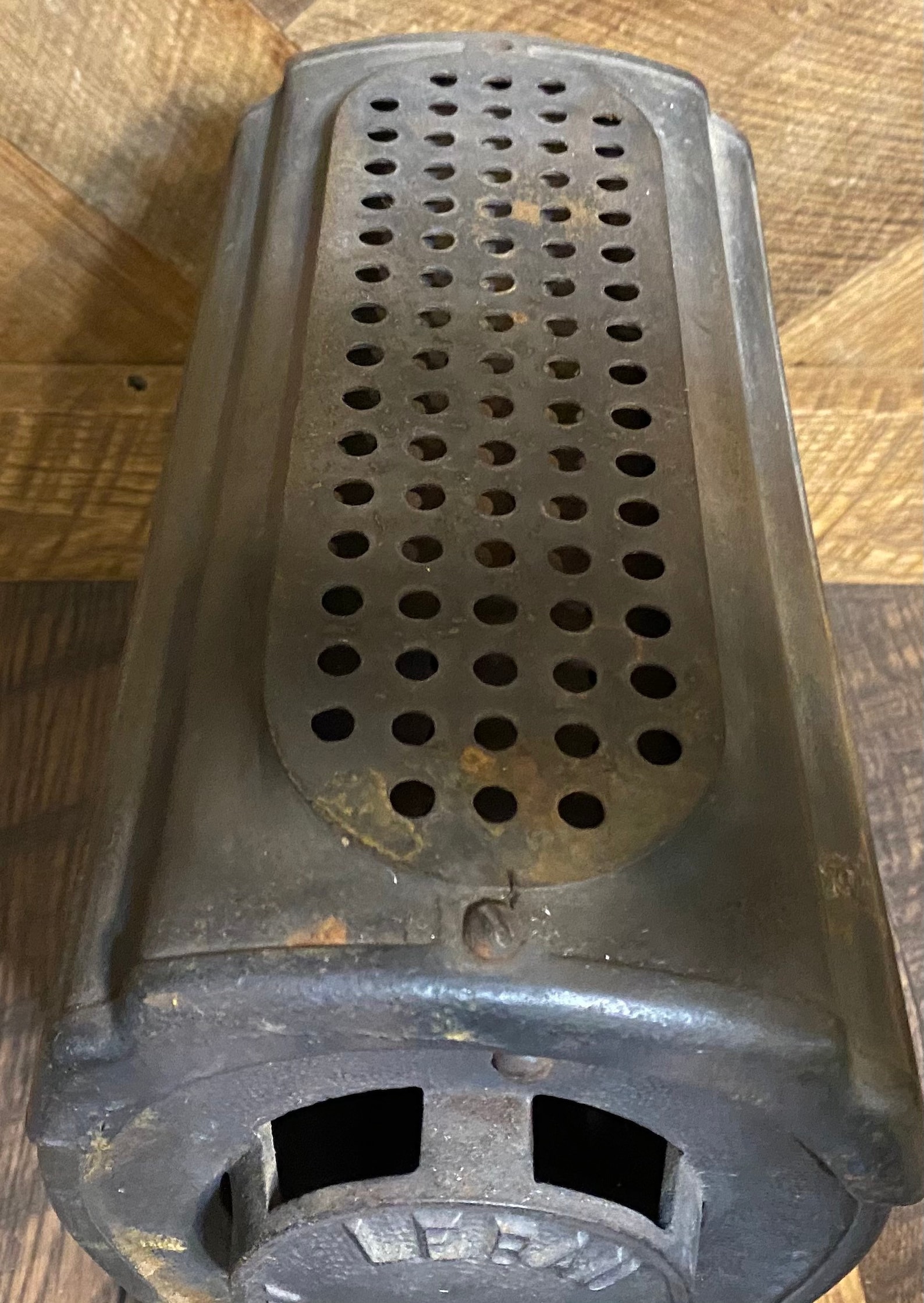 Antique Vintage Victorian Style Cast Iron Metal Industrial Lebau Room ...