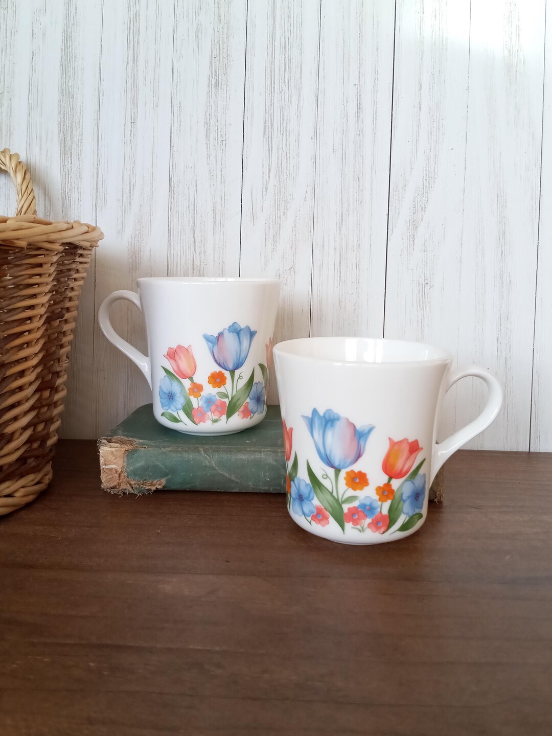 Vintage Corning Ware Fresh Cut Tulips Coffee Cups, Tea Cups, Set of 2 ...
