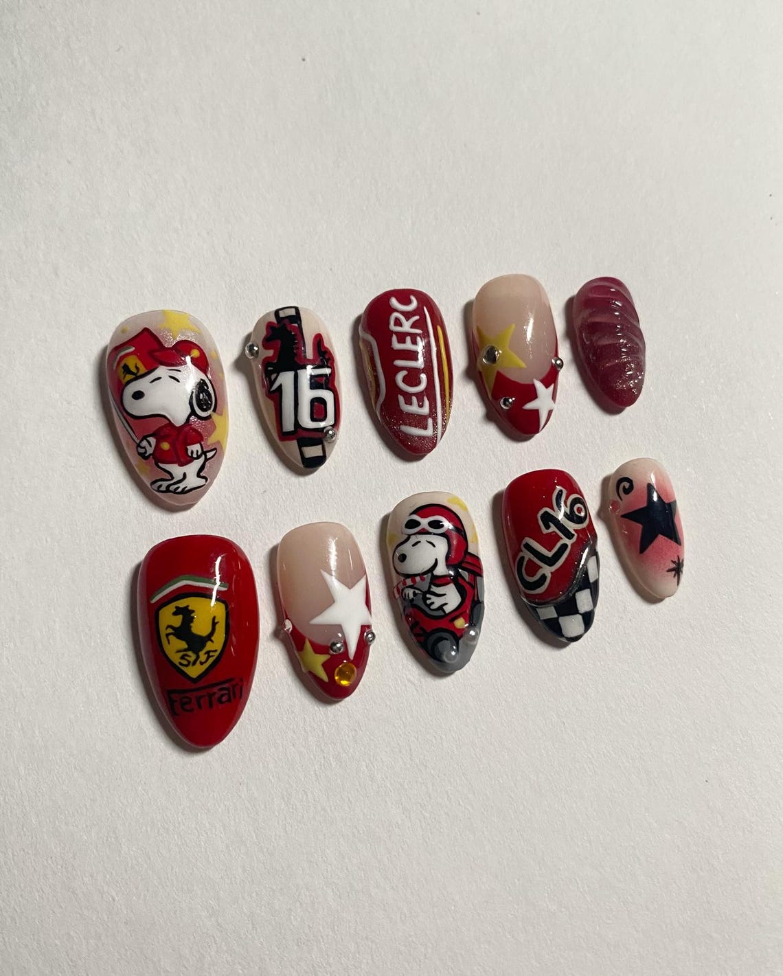Snoopy Ferrari F1 Press on Nails, Leclerc CL16 Racing Nails, Snoopy ...