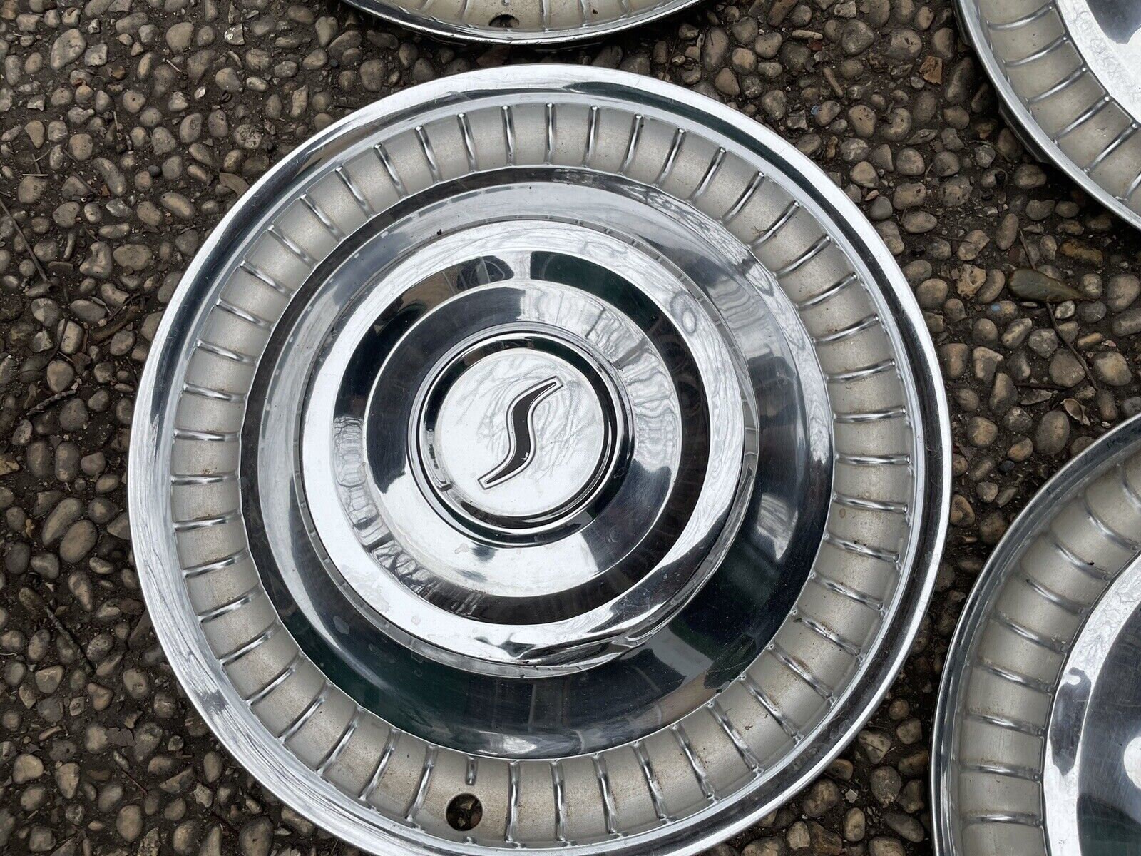 60 61 62 63 64 Studebaker Hubcap Rim Wheel Cover Hub Cap 15 OEM USED ...