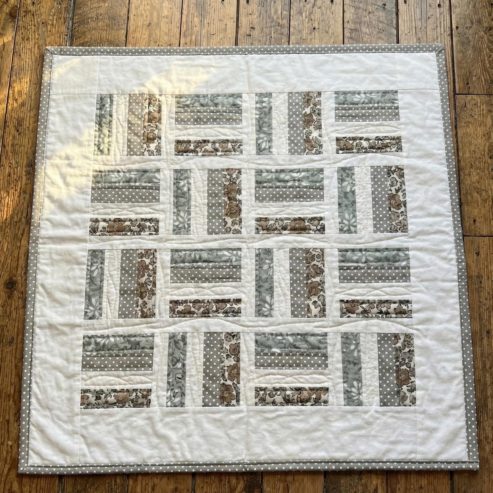 Jelly Roll Strip Pieced Quilt Pattern PDF | Easy Project | Baby to ...