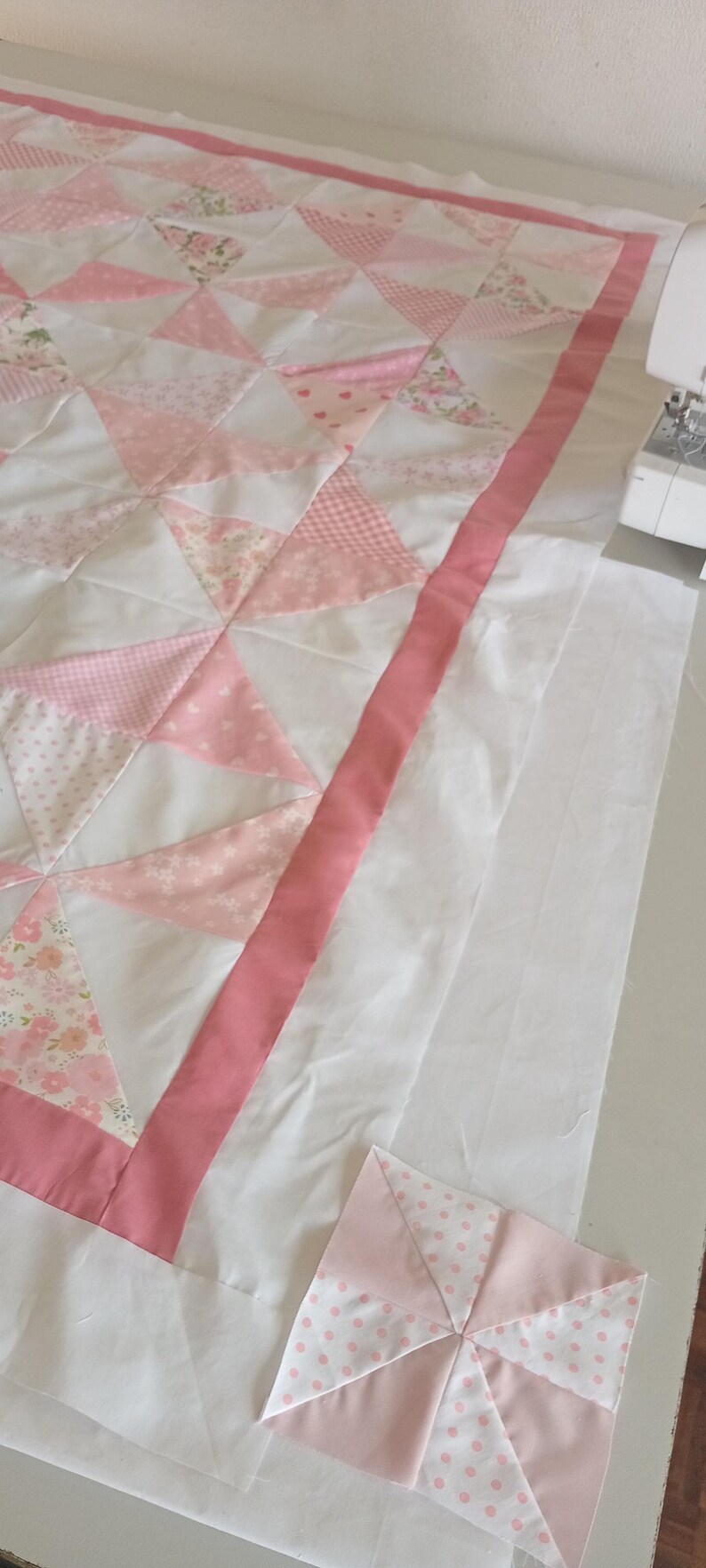 Hour Glass Splendor Quilt Pattern PDF | Easy HST Quilt | Beginner ...