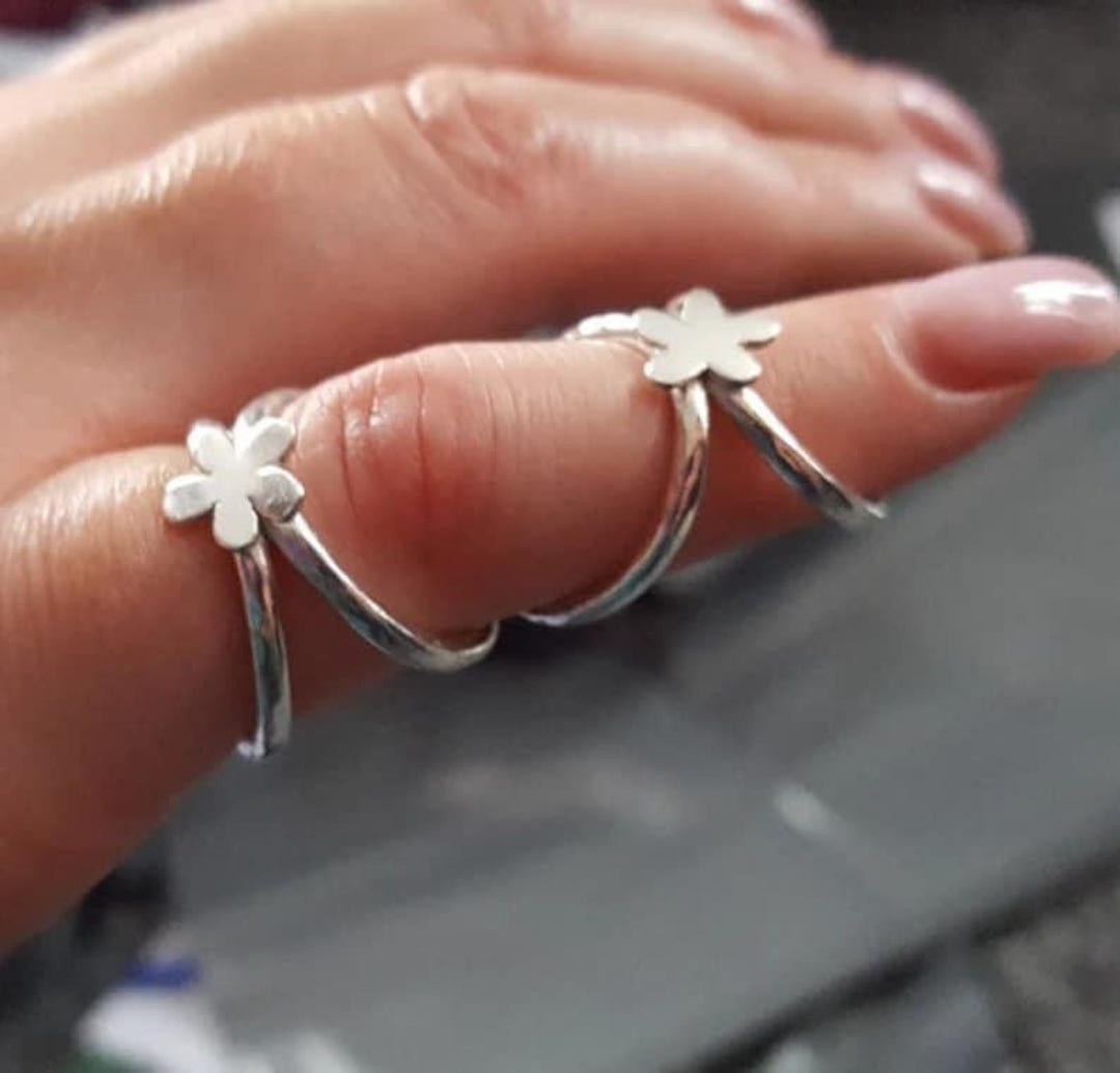 Adjustable Arthritis Ring for Women, Silver Flower Joint Support Ring ...