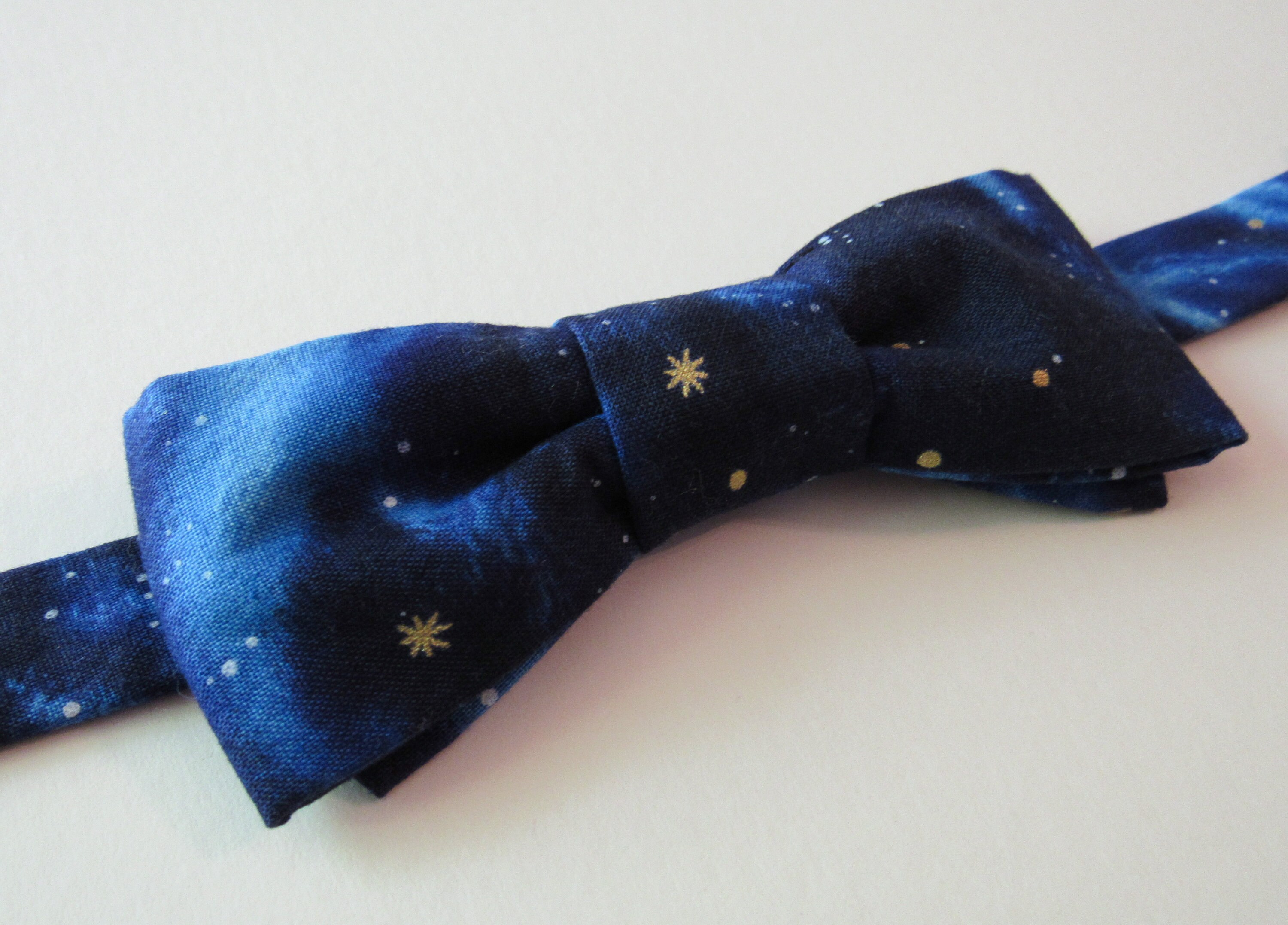 Cosmos Bow Tie // Blue Cotton Bow Tie, Adjustable - Etsy