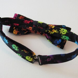 Space Invaders Bow Tie in Rainbow // Adjustable Cotton Bow Tie - Etsy