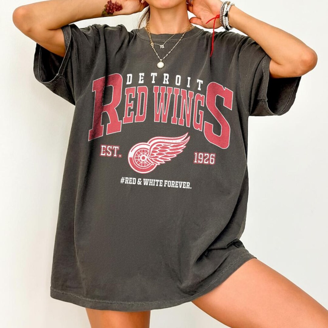 Detroit Red Wings Retro 90s Vintage Ice Hockey Comfort Colors T-shirt ...