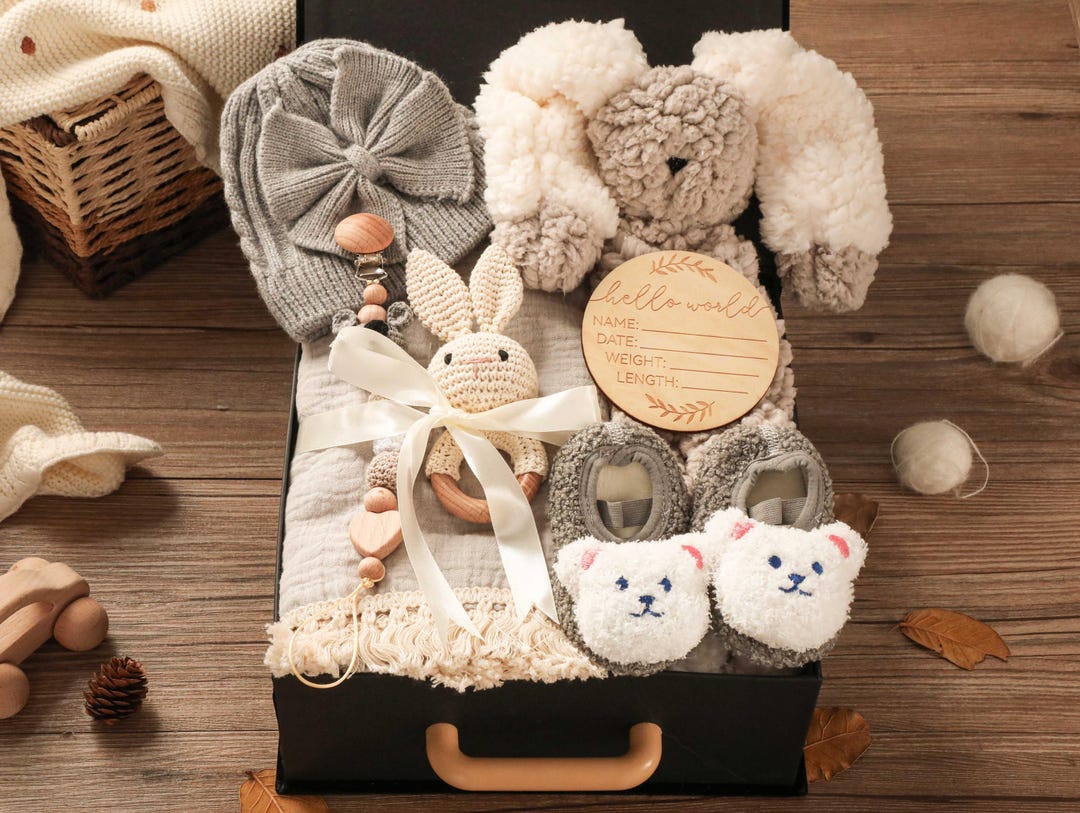 New Baby Gift Set, New Parents Gift Box, Baby Gift Set, Gender Neutral ...