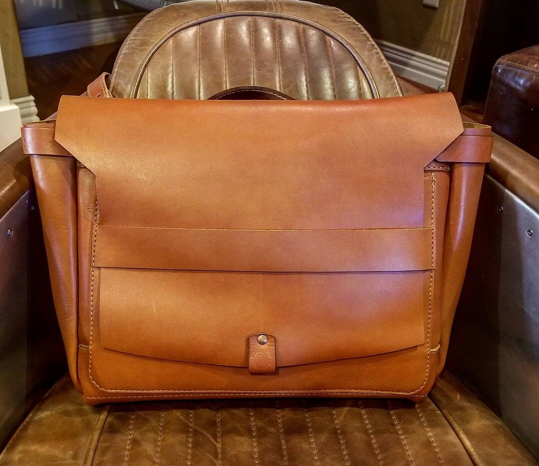 The Madeleine: Leather Notebook Messenger - Etsy