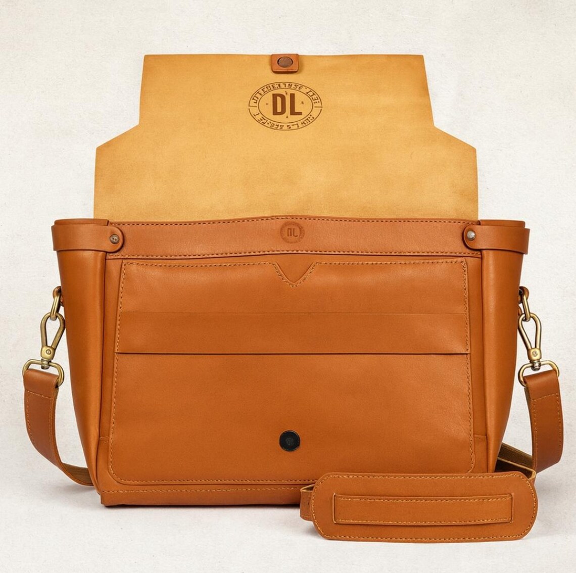 The Madeleine: Leather Notebook Messenger - Etsy