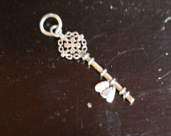 925 Sterling Silver Oxidized Key Charm Silver Key Pendant - Etsy