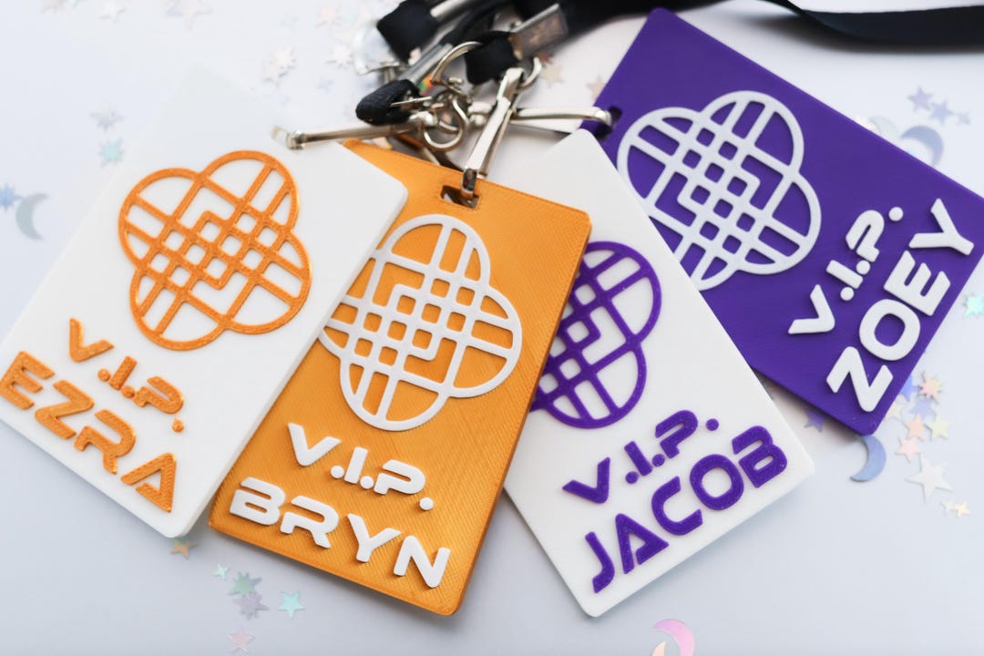 Custom 3D Printed K-pop VIP Pass | Birthday Party Favor & Golden ...