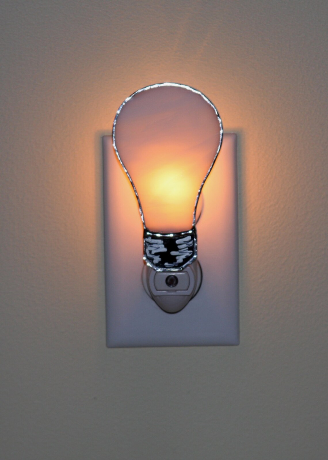 Light Bulb Stained Glass Night Light Glo in the Dark Lights Out! - Etsy