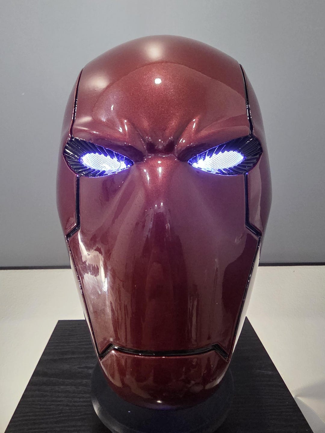 Handcrafted Red Hood Helmet - DC Comics Cosplay Prop - Etsy
