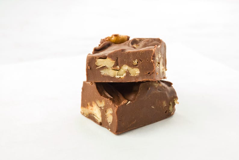 MILK CHOCOLATE FUDGE Fudge---8 Oz. - Etsy