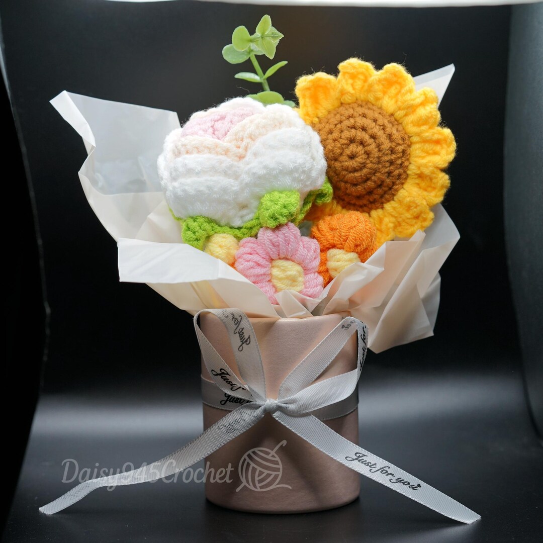 Crochet Hug Bucket Flower Bouquet – 5 Stems With Rose & Sunflower ...