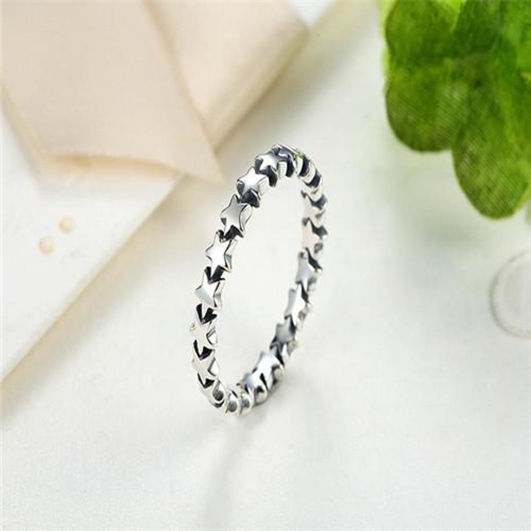 Anillo apilable Pandora Star Trail - Etsy España