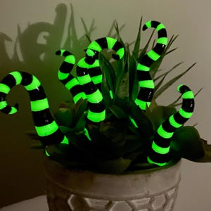 MADE to ORDER Glow in the Dark Sandworm Tails - Beetlejuice Inspired ...