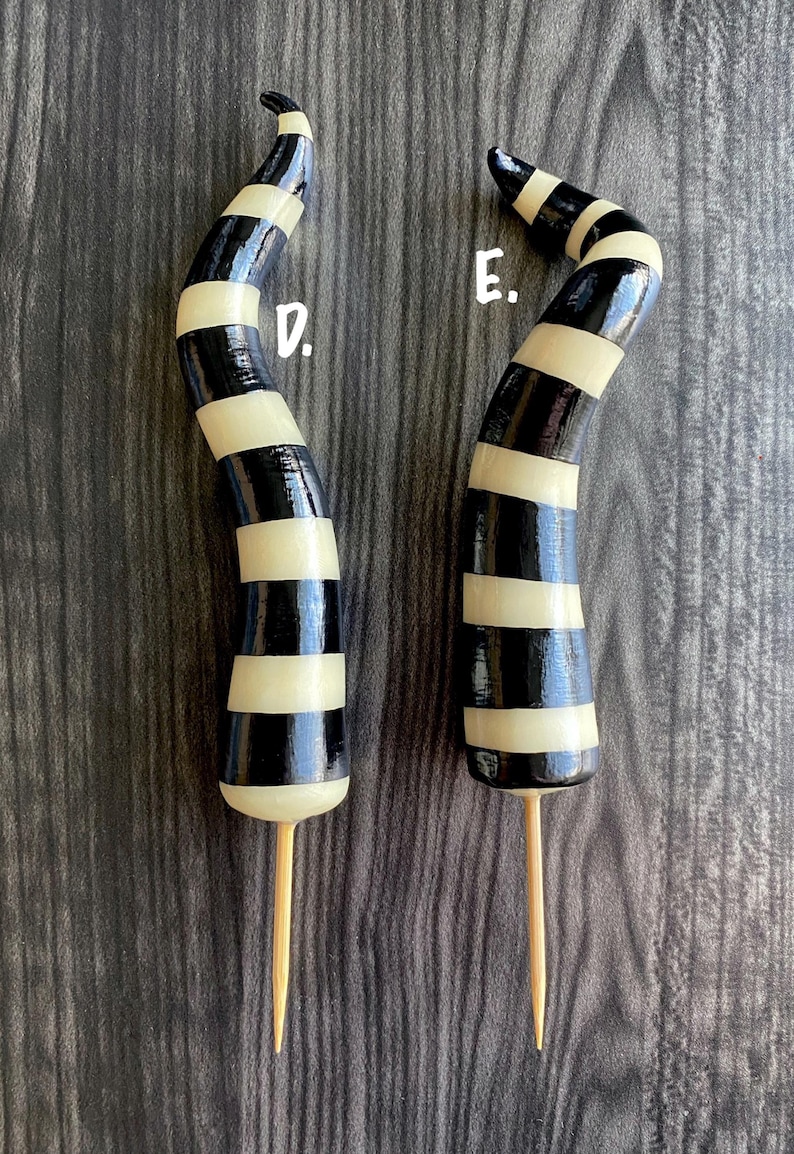Glow in the Dark Sandworm Tail: Hand-painted Beetlejuice Inspired Plant ...